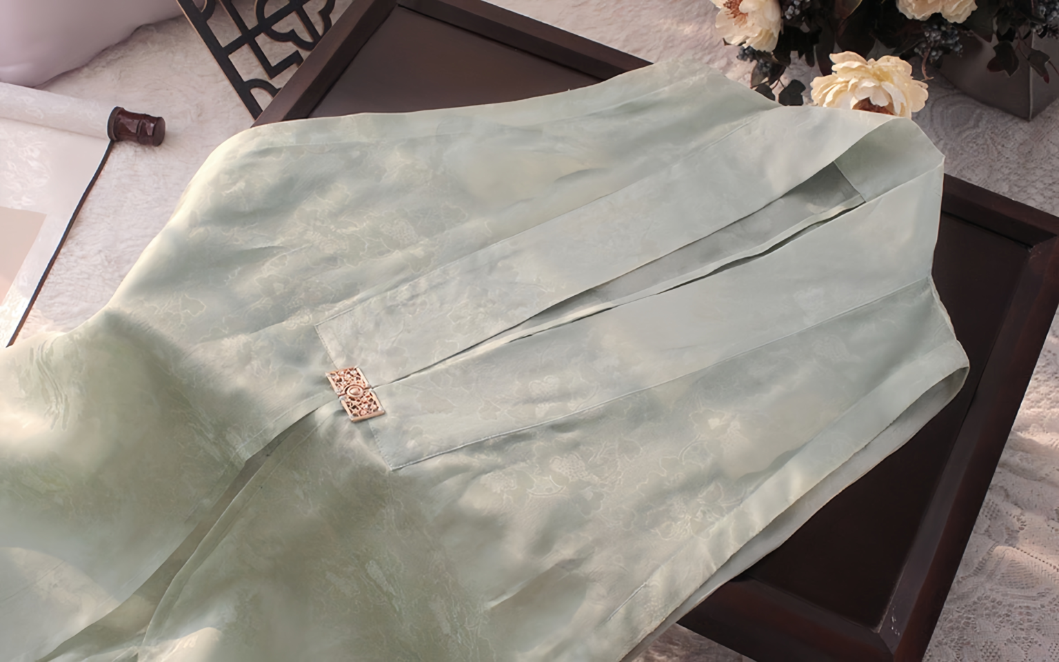 11 Hanfu Collar Styles Defining Traditional Chinese Fashion