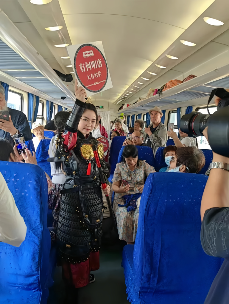 Mobile Hanfu Museum: Experience Tang Dynasty on a Train