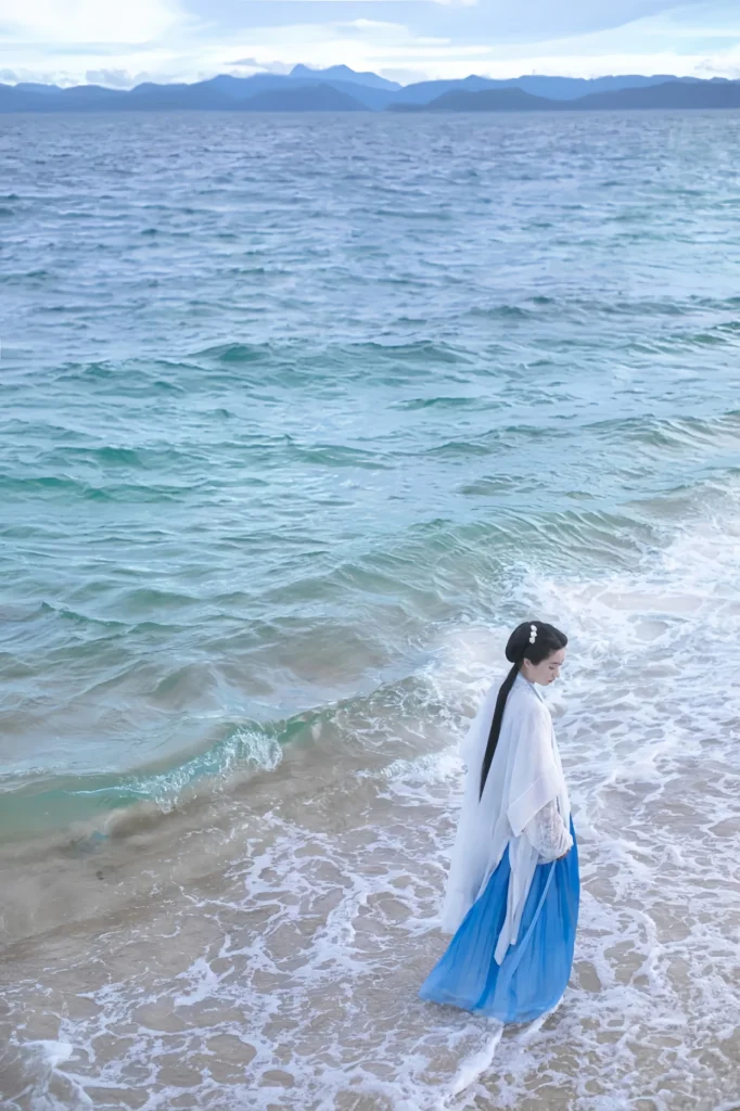 Gradient Hanfu: 5 Stunning Color Trends