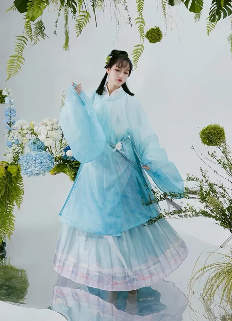 Gradient Hanfu: 5 Stunning Color Trends