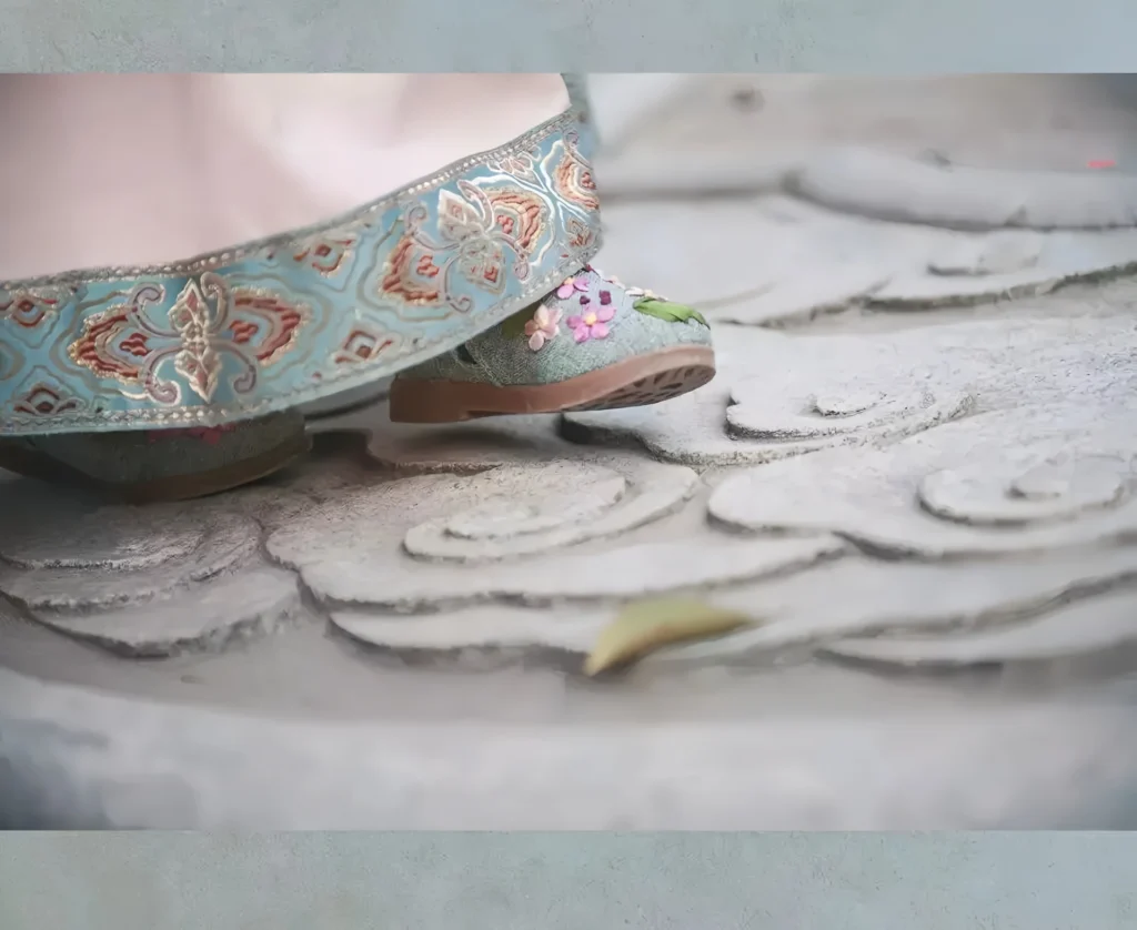 Inspiring Hanfu Revival: Discover Traditional Chinese Beauty