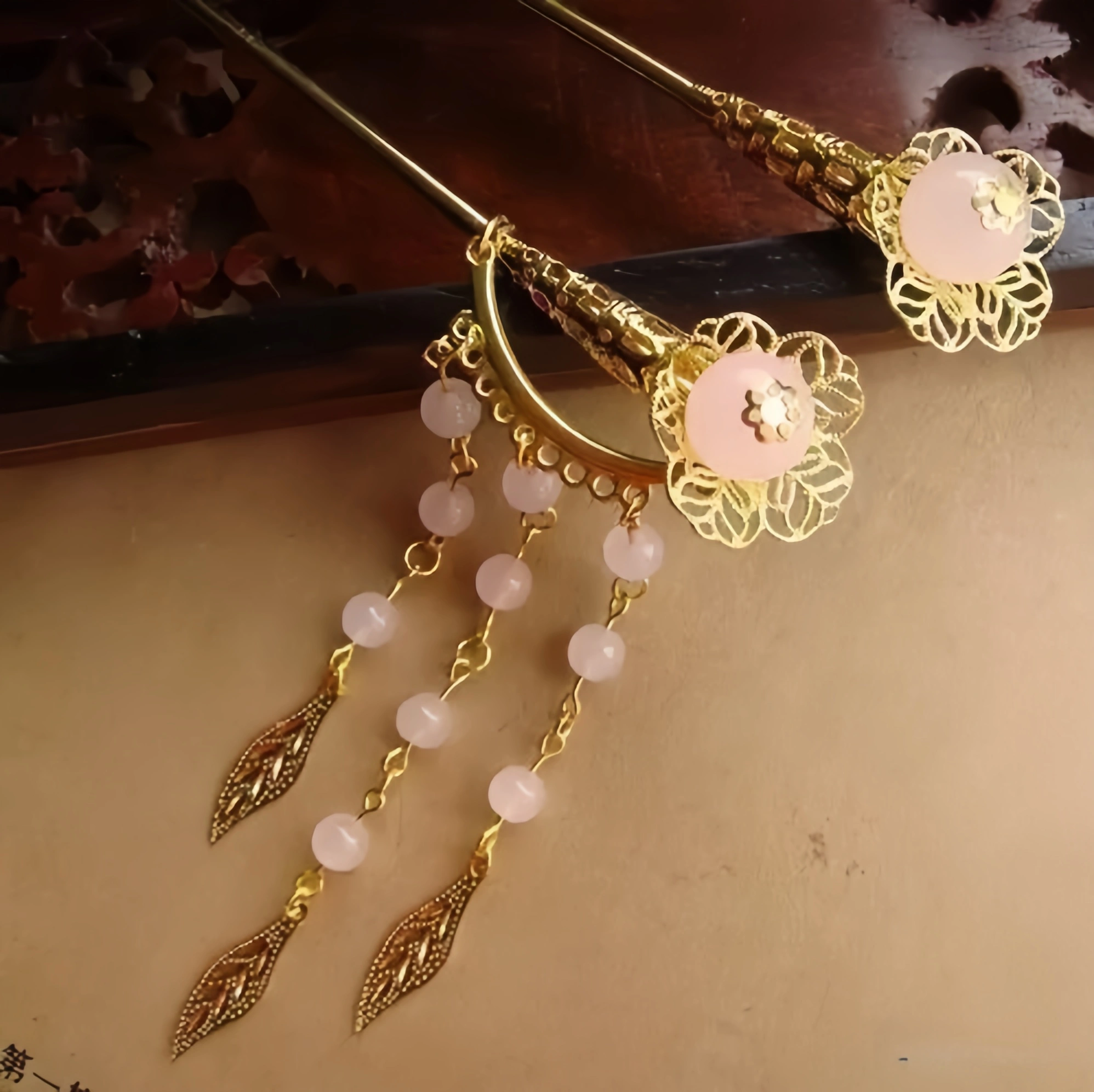 Hanfu Accessories: The History of Bu Yao (Step Shaker) - ehanfu.com