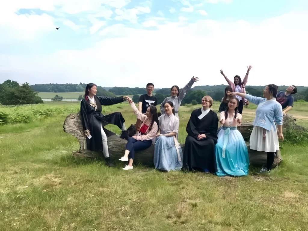 Overseas Hanfu Communities in the Spotlight - ehanfu.com