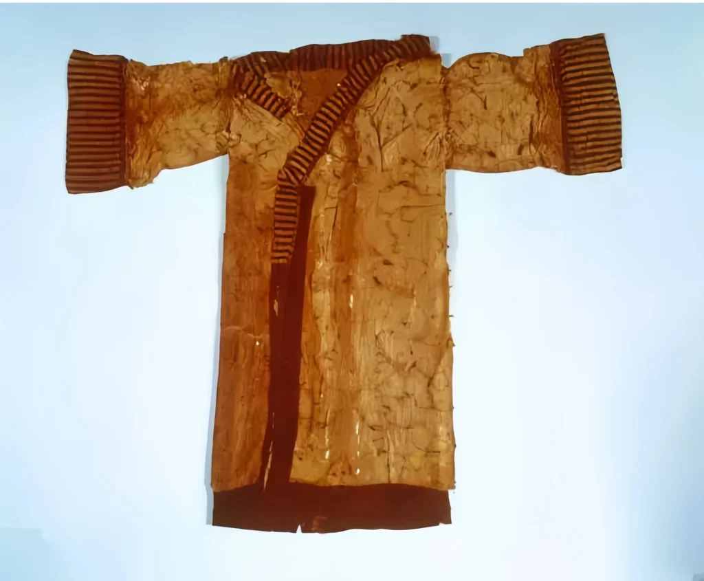History of Han Chinese Clothing: 5000 Years from Huang Di to Ming
